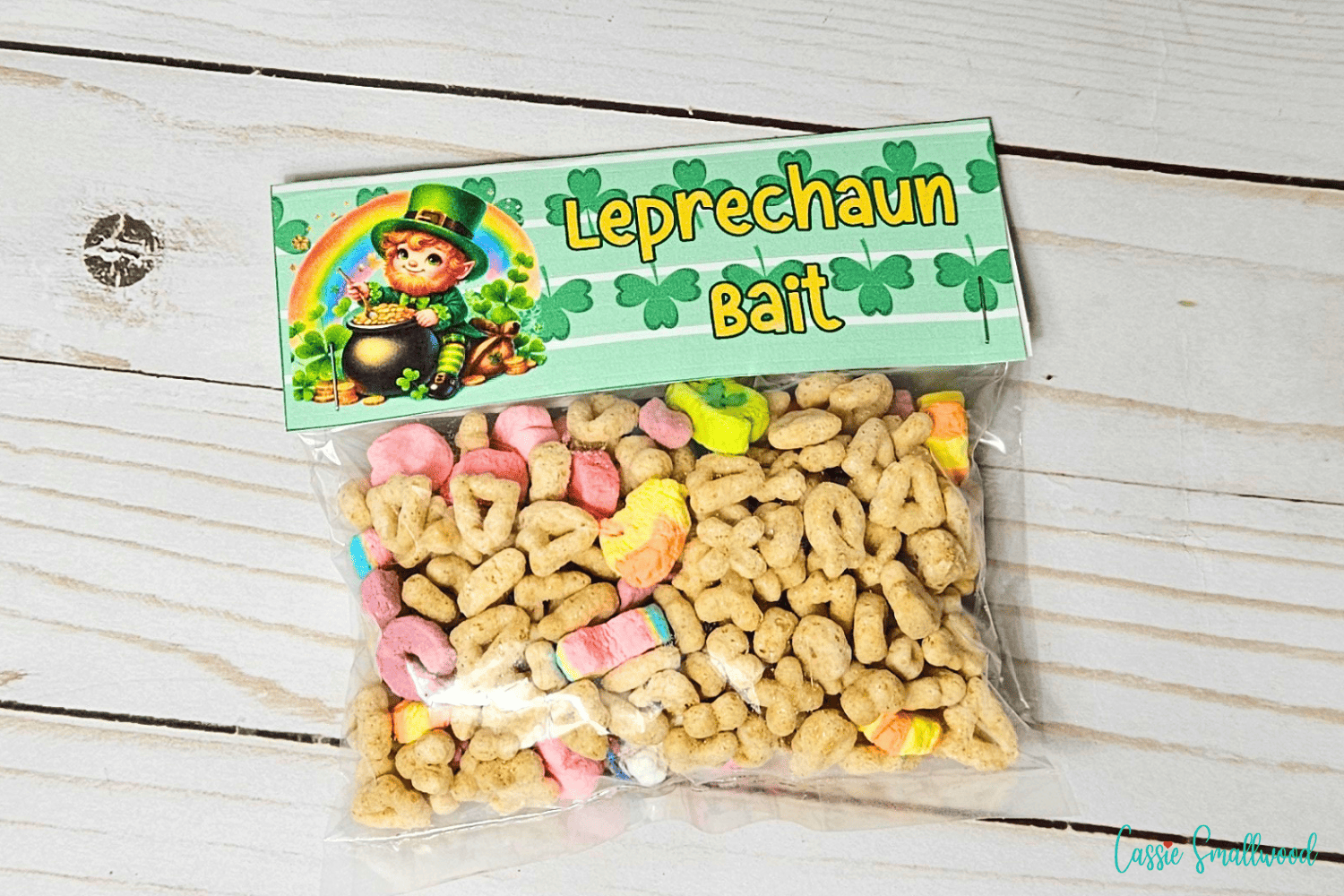 Free printable leprechaun bait treat bag toppers - Cassie Smallwood