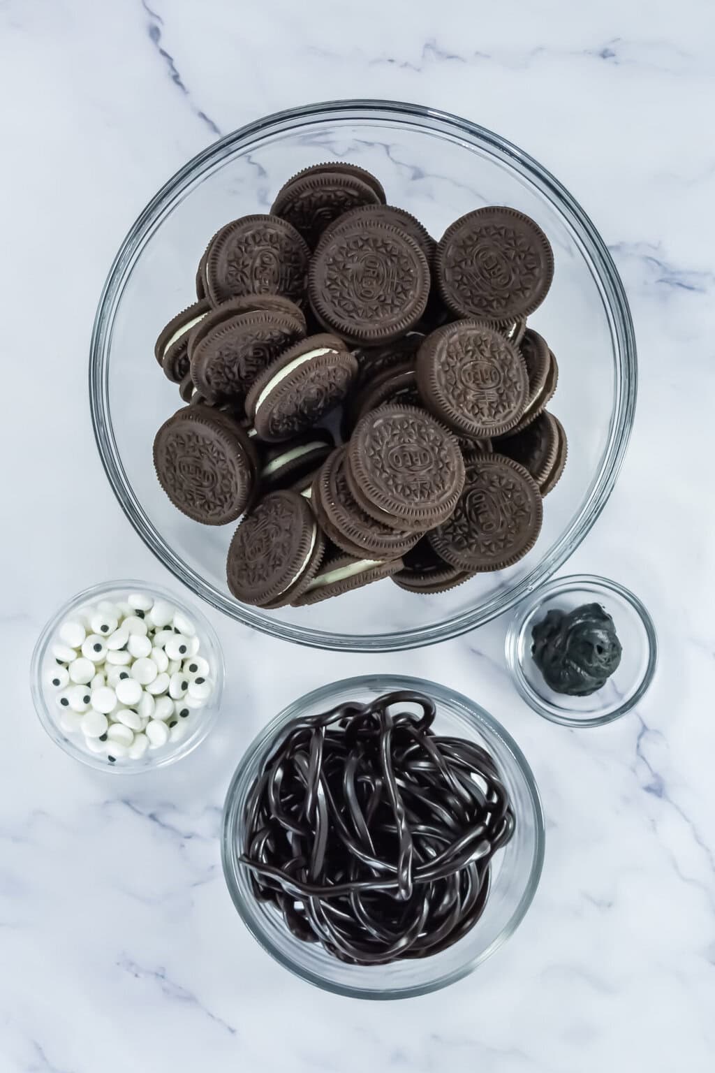 Easy & Cute Spider Oreos - Fun No-Bake Halloween Snack for Kids ...